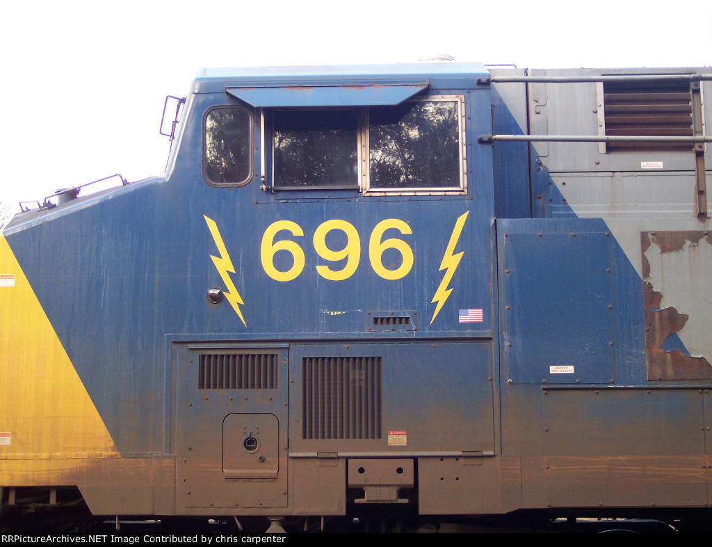 CSX 696